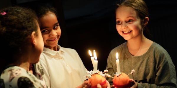 Christingle Service - St Lawrence Church Lechlade